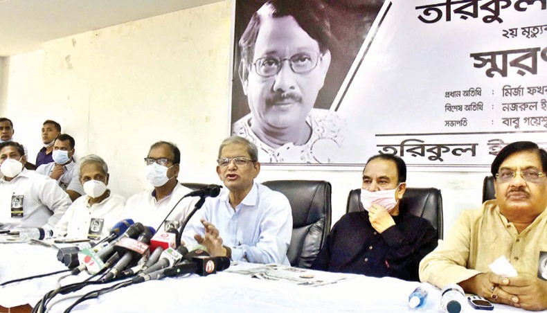 New Age | Govt leading country towards darkness: Fakhrul