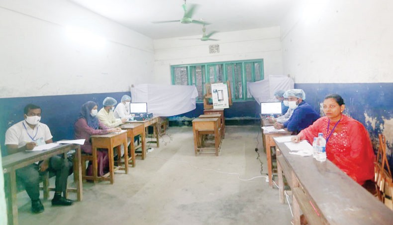 New Age | AL wins Dhaka-18, Sirajganj-1 by-elections amid low turnout