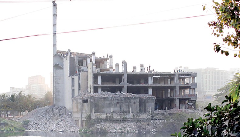 New Age | BGMEA building demolition to end in April