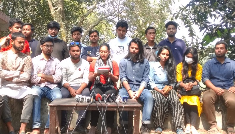 New Age | JU asks students to vacate hall