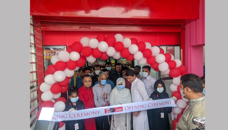 New Age | Shwapno opens outlet in Mirpur DOHS