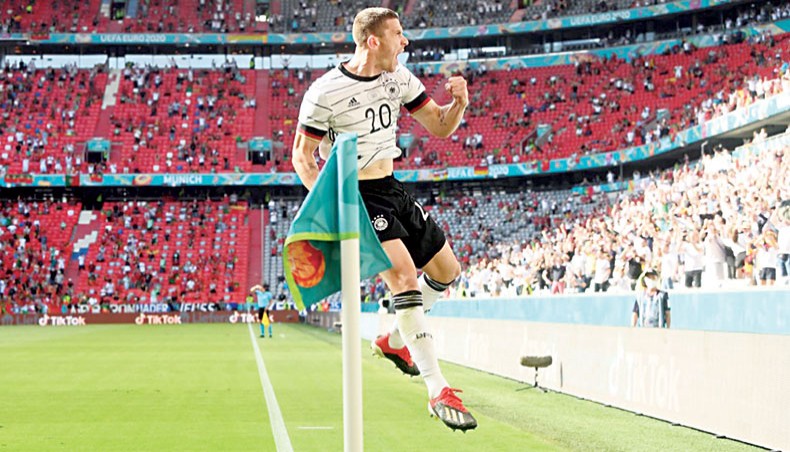 New Age | Fan chants herald Gosens as Germany’s hero