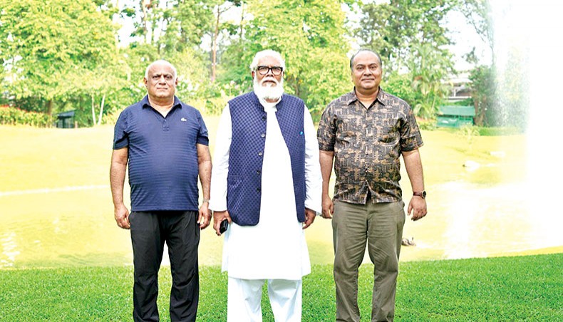 New Age | BSEC chairman visits Beximco factories