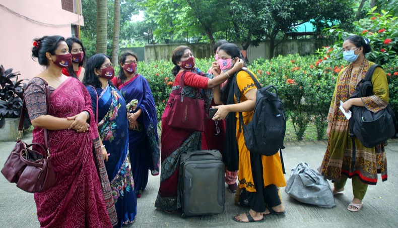New Age | DU halls reopen after 18 months