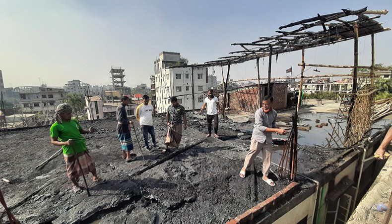 New Age | Sky lanterns spark fire at places