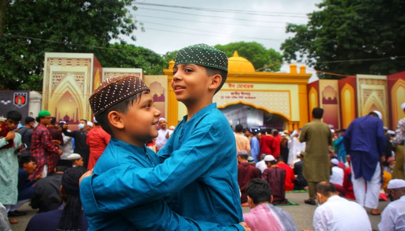 In Pictures: Muslims In Bangladesh Celebrate Eid-ul-azha 2DB