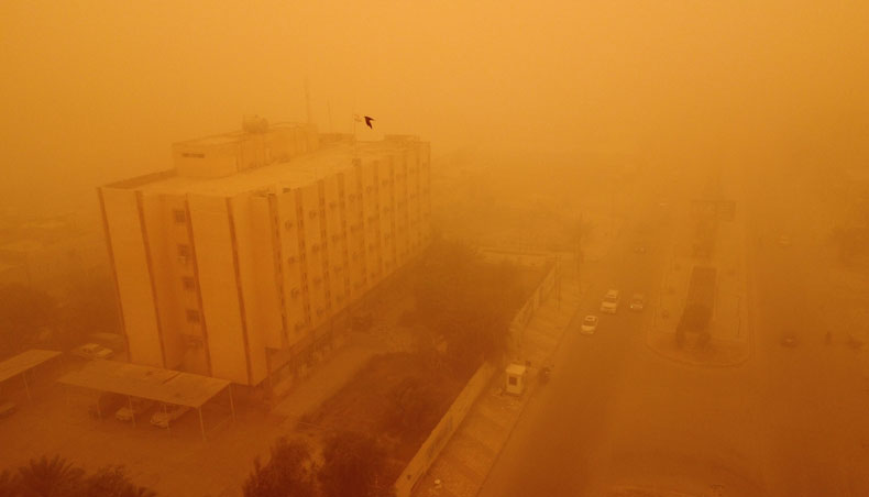 New Age | 1 die, thousands fall sick from sandstorm in Iraq