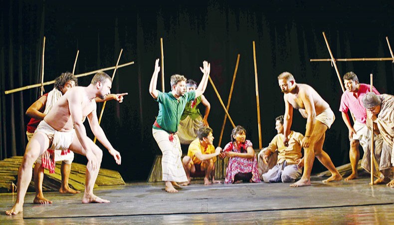 New Age | Anuswar stages Tinkari