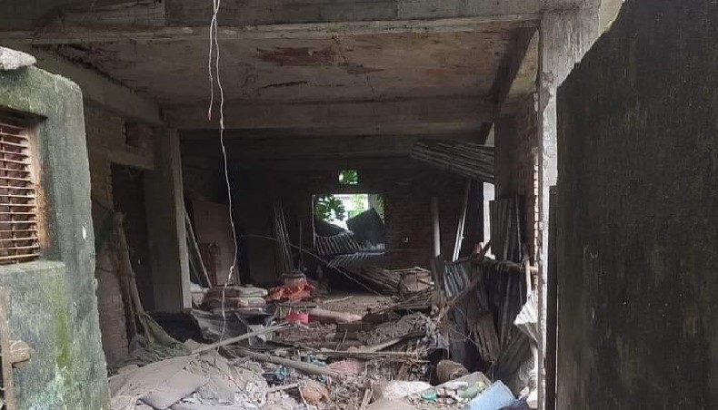 New Age | Feni septic tank explosion kills 3 siblings