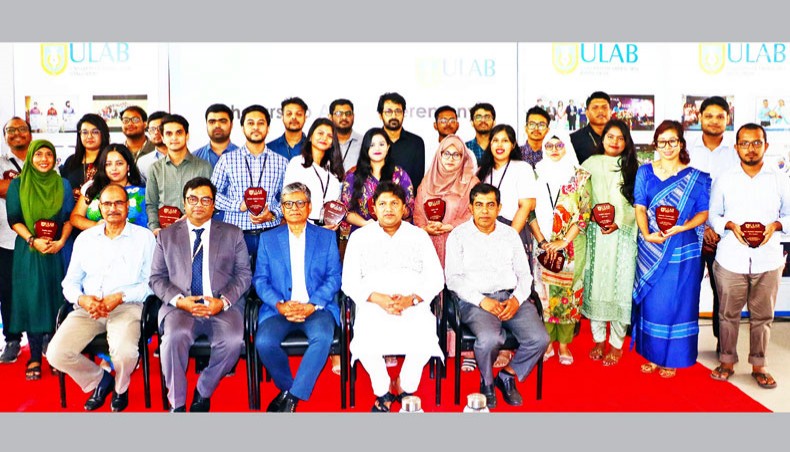 New Age | ULAB holds scholarship award ceremony