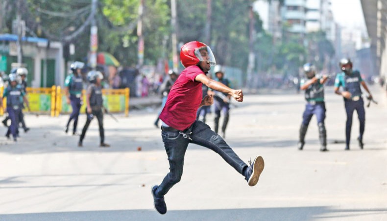 New Age | AL, police attacks foil BNP rally