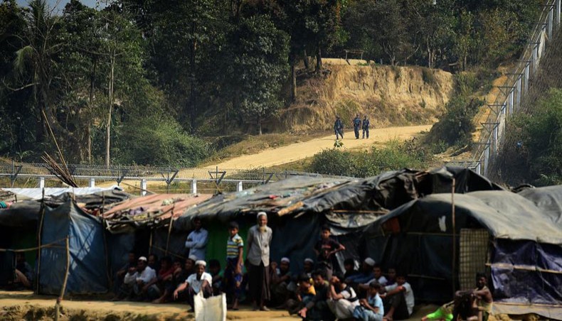 New Age | Panic grips border area as shelling continues