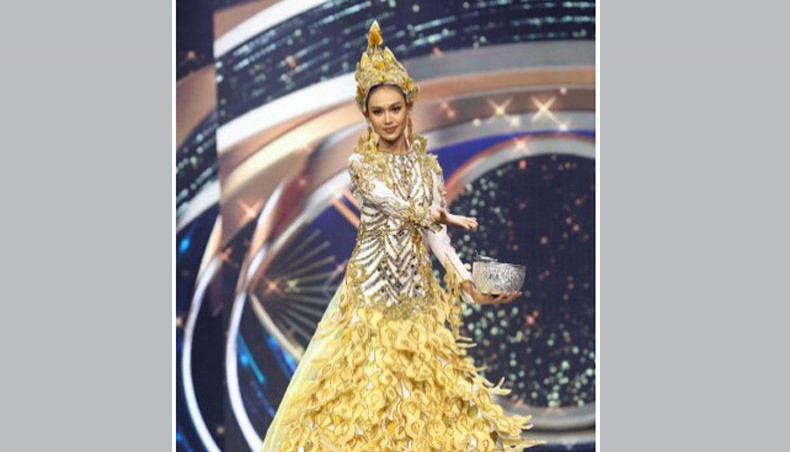 New Age | Myanmar beauty queen held by Thai immigration