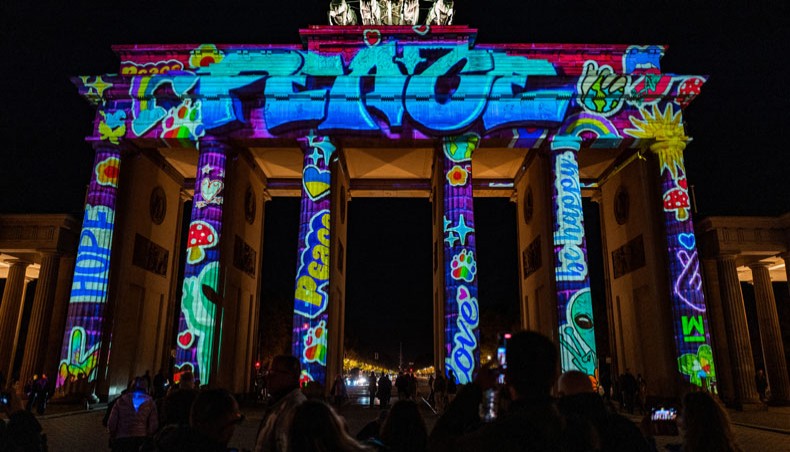 New Age | Berlin stages light festival