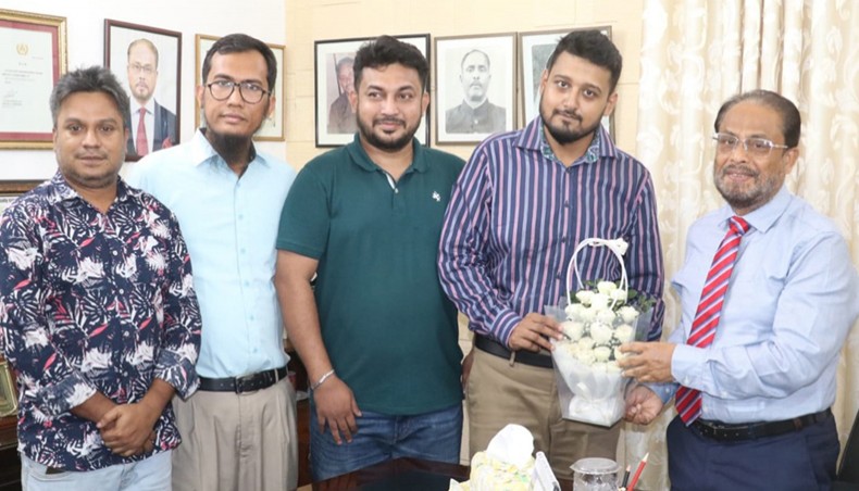 New Age | Govt cheating nation in name of dev before democracy: GM Quader