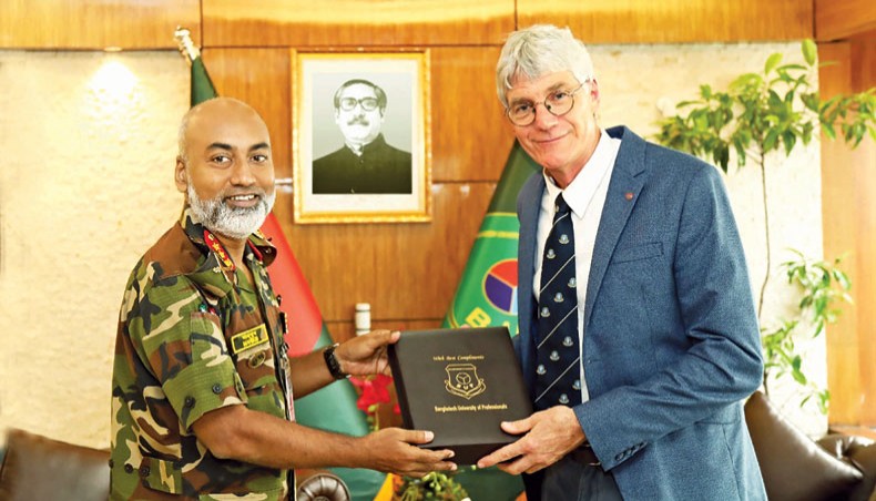 New Age | Melbourne univ prof visits BUP