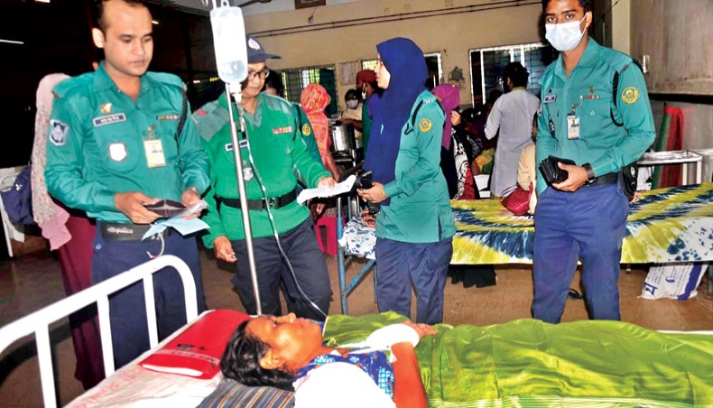 New Age | 3 police officers bullet-injured during training