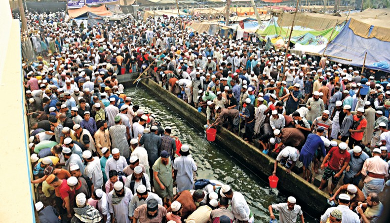 New Age | Ijtema first phase ends with Akheri Munajat today