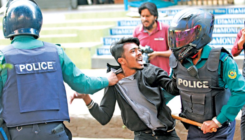New Age | Many shot as police, BNP clash in Ctg