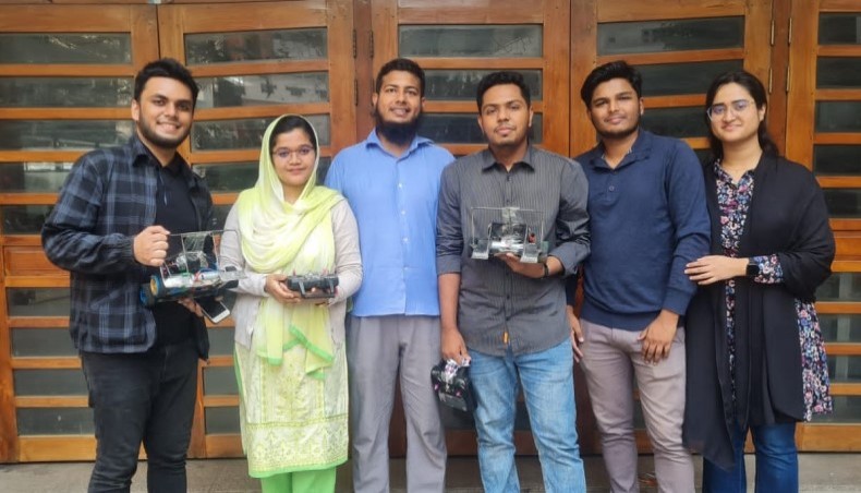 New Age | IUB CSE students become champions in AUST robotics competition