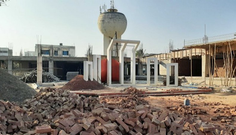 New Age | Construction materials occupy Patuakhali Shaheed Minar