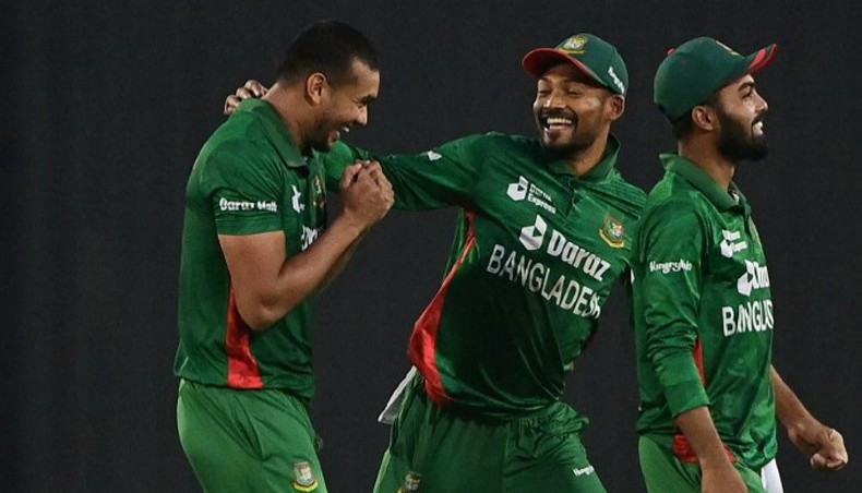 New Age | BCB announces bonus for cricket team