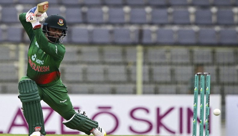 New Age | Tamim first Bangladeshi to complete 15,000 international runs