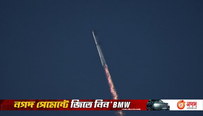 Spacexs Starship Worlds Biggest Rocket Explodes During Test Flight
