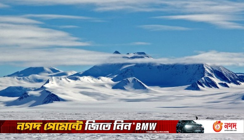 Scientists succeed in saving ancient Arctic ice in race to preserve ...