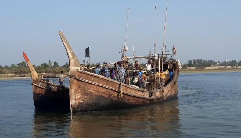 New Age | Bangladesh Coast Guard rescues 19 stranded fishermen from sea