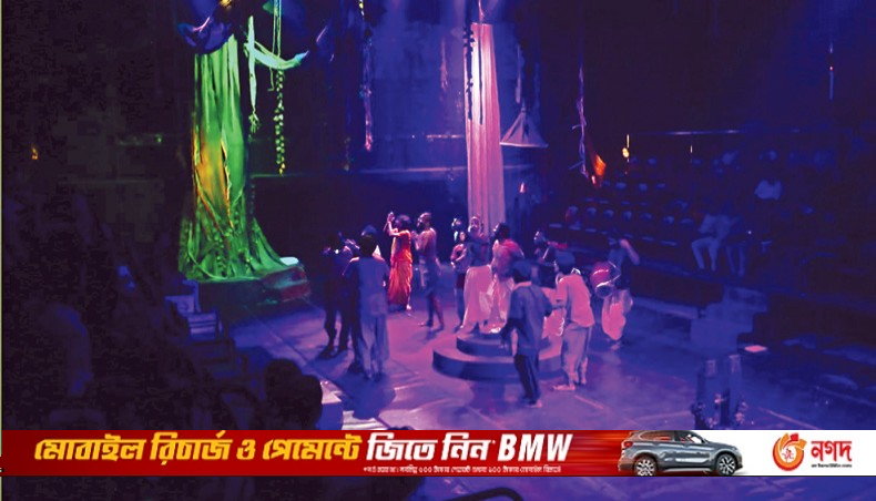 Batighor brings to stage ‘Bhogoban Paliye Gechhe’