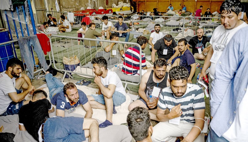 New Age | Greece scours sea for survivors of migrant boat sinking