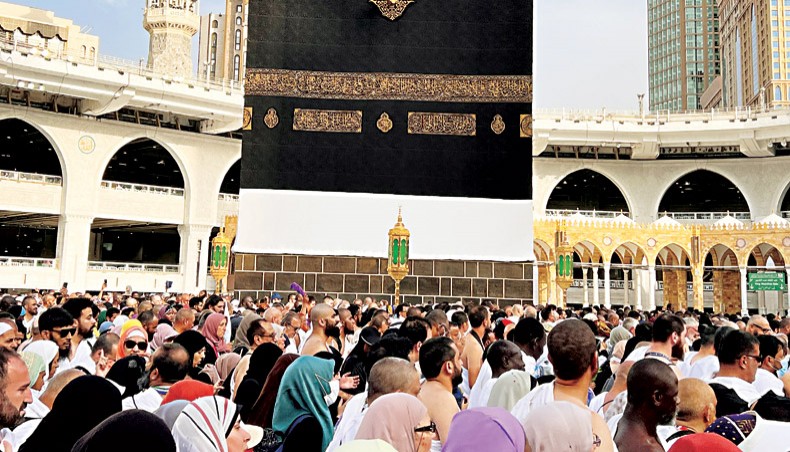 New Age | Massive crowds circle Kaaba as hajj begins