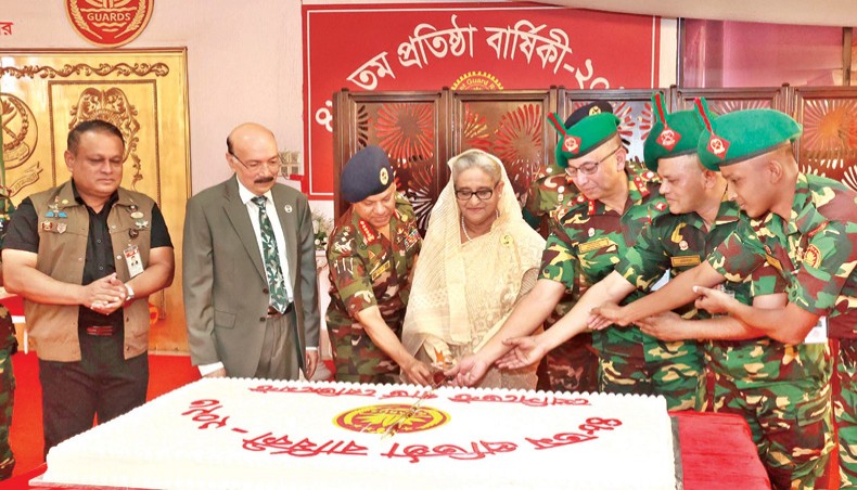 New Age | PM lauds armed forces for standing by people