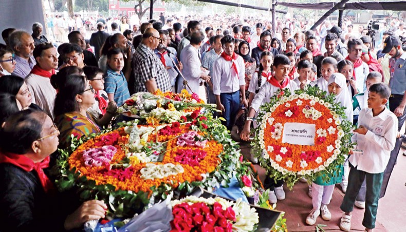 New Age | People pay last respects to Panna Kaiser
