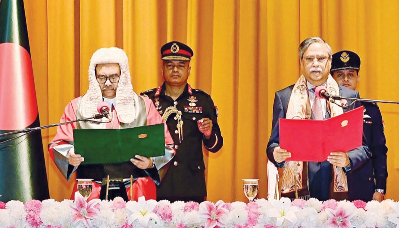 New Age | President administers oath to new chief justice