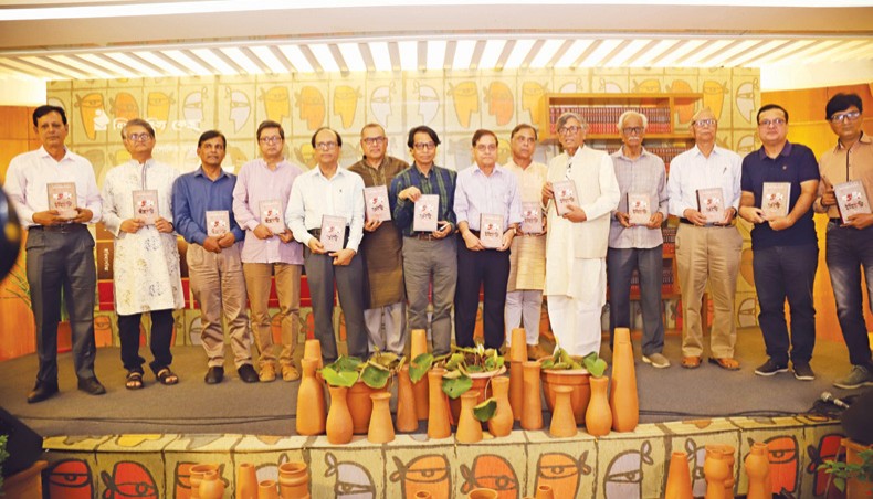 New Age | Collections of Bengali essays of past 200 years unveiled