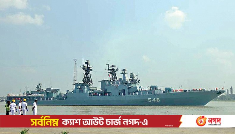 Russian naval fleet anchors at Bangladesh port