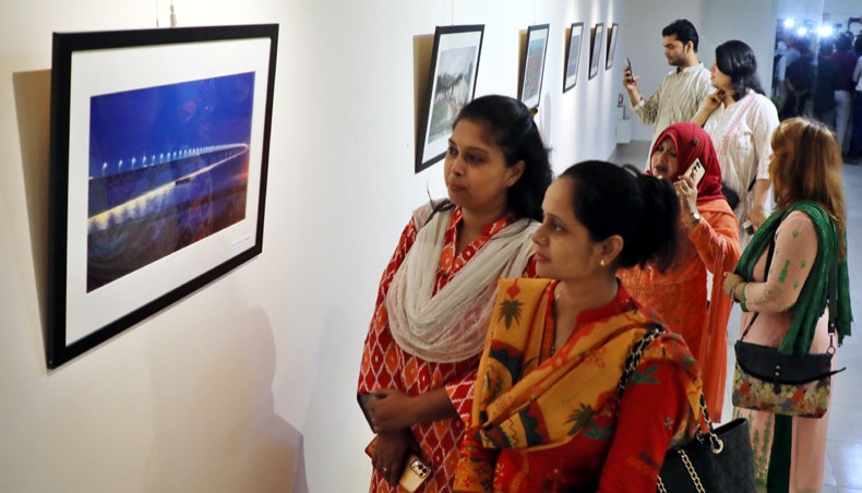 New Age | ‘Ruposhi Bangla’ begins at Shilpakala Academy