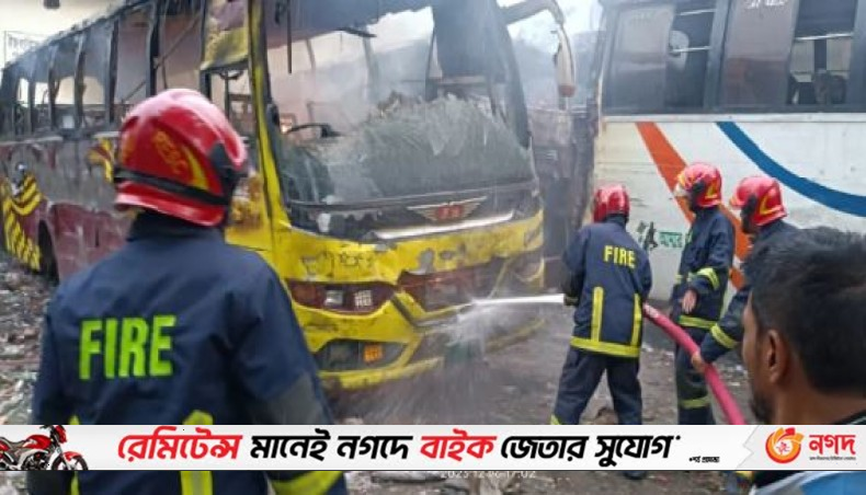 Three buses set on fire in Dhaka’s Maniknagar