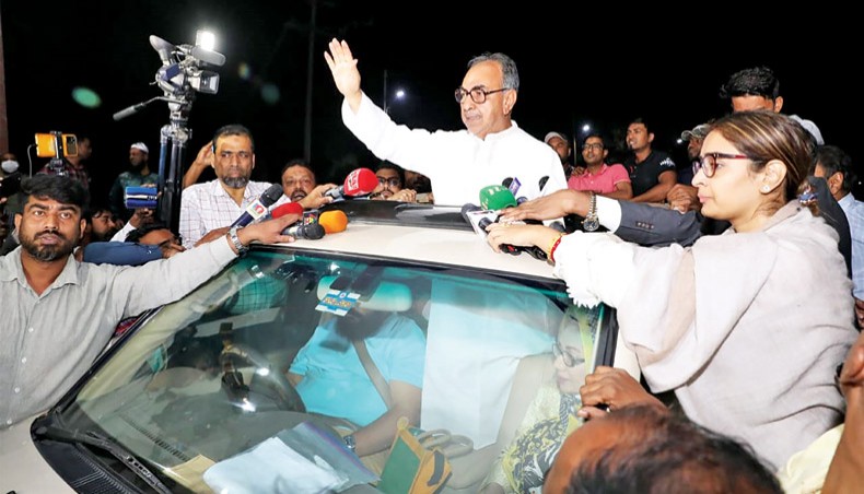 New Age | Mirza Abbas freed on bail