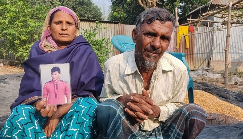 Family appeals to Bangladesh govt to free sailors from pirates