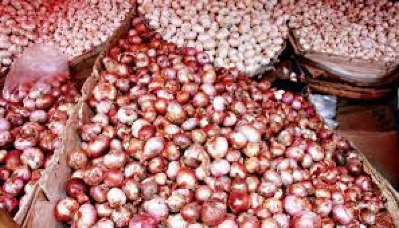 New Age | Bangladesh to import onion from India