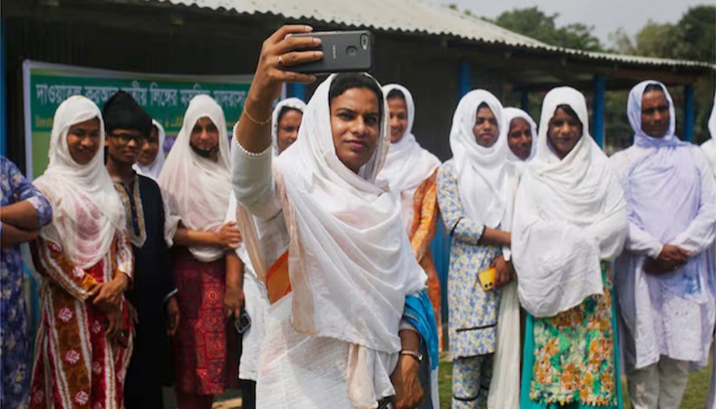 New Age | Mosque opened for transgender community