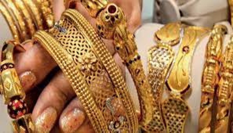 New Age | Gold hits Tk 1.15 lakh a bhari in Bangladesh market
